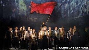 Bon anniversaire! 25 facts about Les Mis - BBC News