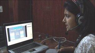 UK school enlists Indian maths tutors online - BBC News