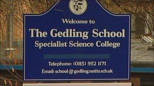 Gedling school closure plan angers parents - BBC News