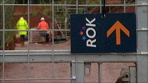 Rok housing projects in Somerset 'to be finished' - BBC News