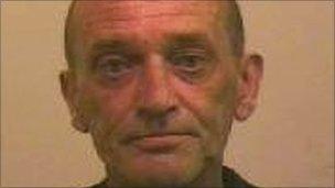 Appeal for missing Weardale man accused of child rape - BBC News