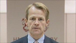 PM hints at quick return to government for David Laws - BBC News