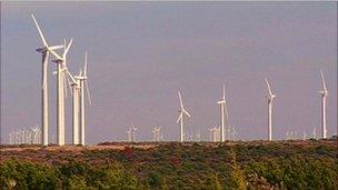 The world's largest wind farms - BBC News