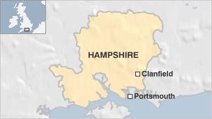 Hampshire farmer killed by charging bull - BBC News