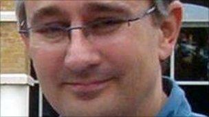 Cheltenham MP Martin Horwood may vote against fees rise - BBC News