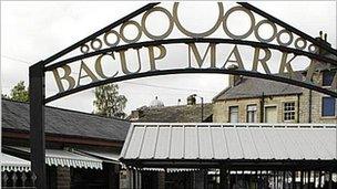 Rossendale town markets at risk due to budget cuts - BBC News