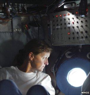 Ocean science giant Alvin set for upgrade - BBC News