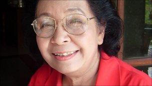 Thailand looks ahead after turbulent year - BBC News