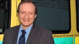 Knighthood for Birmingham soldiers' surgeon - BBC News