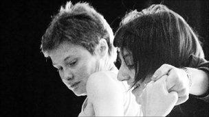 Devon-based disabled dance project receives over £300k - BBC News