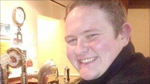 Festival tribute to Anglesey crash victim Tom McCann - BBC News