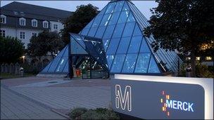 Merck profits rise on liquid crystal sales - BBC News
