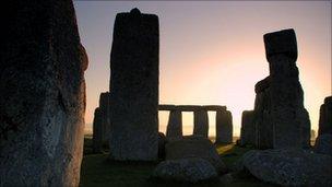 Stonehenge rocks definitely came from Wales, but how? - BBC News