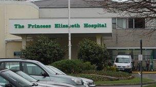Asbestos fear halts work at Princess Elizabeth Hospital - BBC News