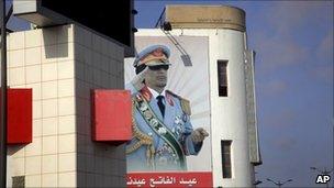 Libya: Gaddafi's Tripoli tense - BBC News