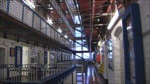 HMP Liverpool inmates moved over officer attacks - BBC News