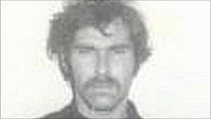 Man sought over High Wycombe sex attacks in 1974 - BBC News