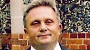 Crash victim's daughter tells court: 'I miss Daddy' - BBC News