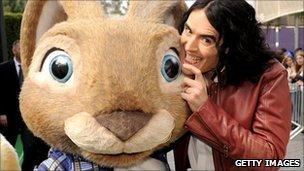Russell Brand's bunny Hops to number one - BBC News