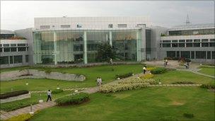 Can software giant SAP survive the IT revolution? - BBC News