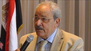 Trying to meet Egypt's economic expectations - BBC News