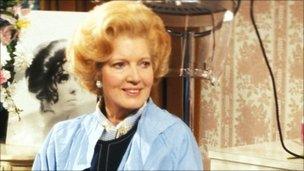 Been and Gone: Flick Colby, Edward Hardwicke and others - BBC News