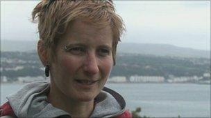 Rider Paul Dobbs' widow describes 'hollow' Isle of Man TT - BBC News