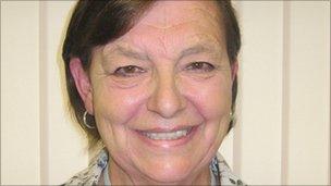 Knife crime campaigner and mint ball maker honoured - BBC News