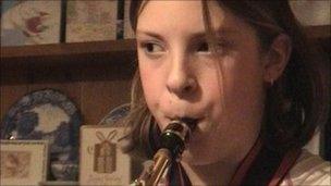 Milly Dowler murder: Surrey Police say mistakes made - BBC News