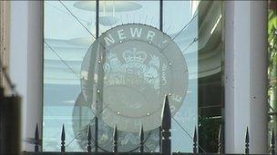 Legal aid lawyer withdraws from Newry drugs case - BBC News