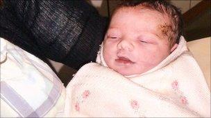 Torbay Hospital review after baby death - BBC News