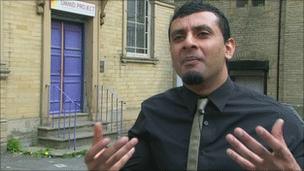 Manningham calmer 10 years after Bradford riot - BBC News