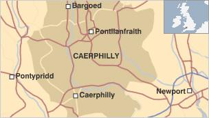 Body of man, 27, found on roadside near Pontllanfraith - BBC News