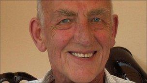 George Keep death 'not part of Stepping Hill probe' - BBC News