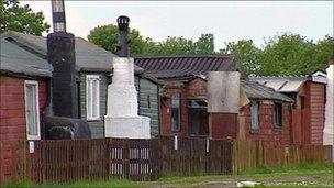 Campaign to build 1,000 huts in Scottish forests - BBC News