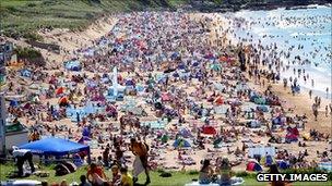 Cornwall's surfers in Boardmasters competition - BBC News