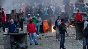 London riots: Teenagers 'lack hope' - BBC News