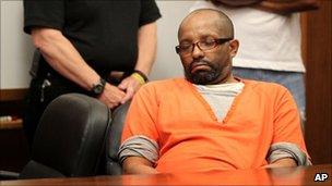 Anthony Sowell faces lethal injection for 11 murders - BBC News