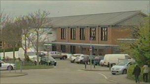 'Safety improved' at Mill View mental health hospital - BBC News
