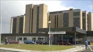 Eight 'sunburnt' by UV fly killer at Inverness hospital - BBC News