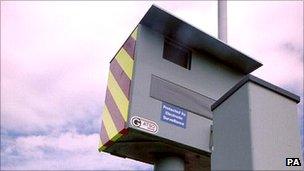 Lincolnshire's vandalised speed cameras 'costing thousands' - BBC News