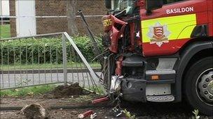 Woman killed in fire engine crash in Basildon named - BBC News