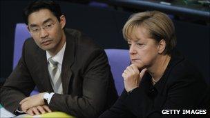 Greek crisis: PM George Papandreou cancels US visit - BBC News