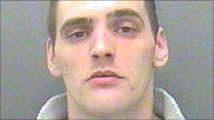 Confessed Accrington armed robber Stephen Meakin jailed - BBC News