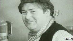 Wurzels Adge Cutler tribute song fails to sell - BBC News