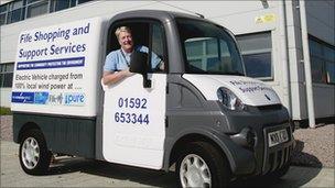 UK's first wind-powered electric van - BBC News