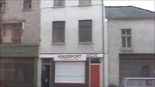 Lynette White case: 'Witness motivated by parole bid' - BBC News