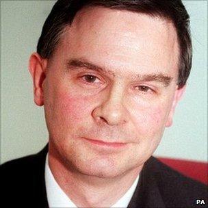 Can a spook judge the spooks? - BBC News