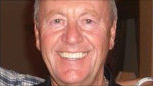 Tony Sullivan died in Cheshire helicopter crash landing - BBC News