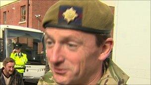 Irish Guards homecoming march in Newtownards - BBC News